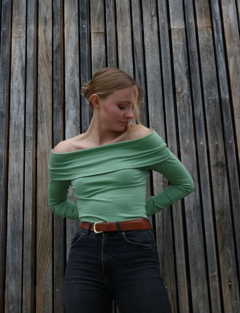 Helga Off-the-Shoulder Longsleeve by Magical weave | Threadloop